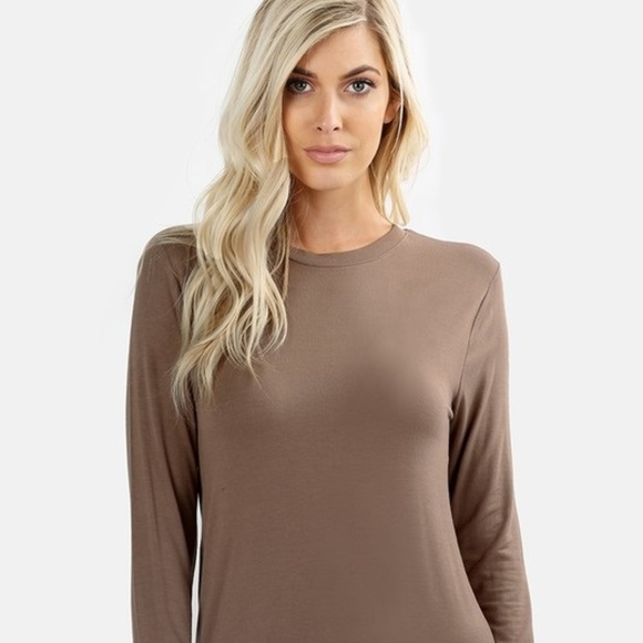 Zenana Outfitters Tops Long Sleeve Round Neck Tee Poshmark